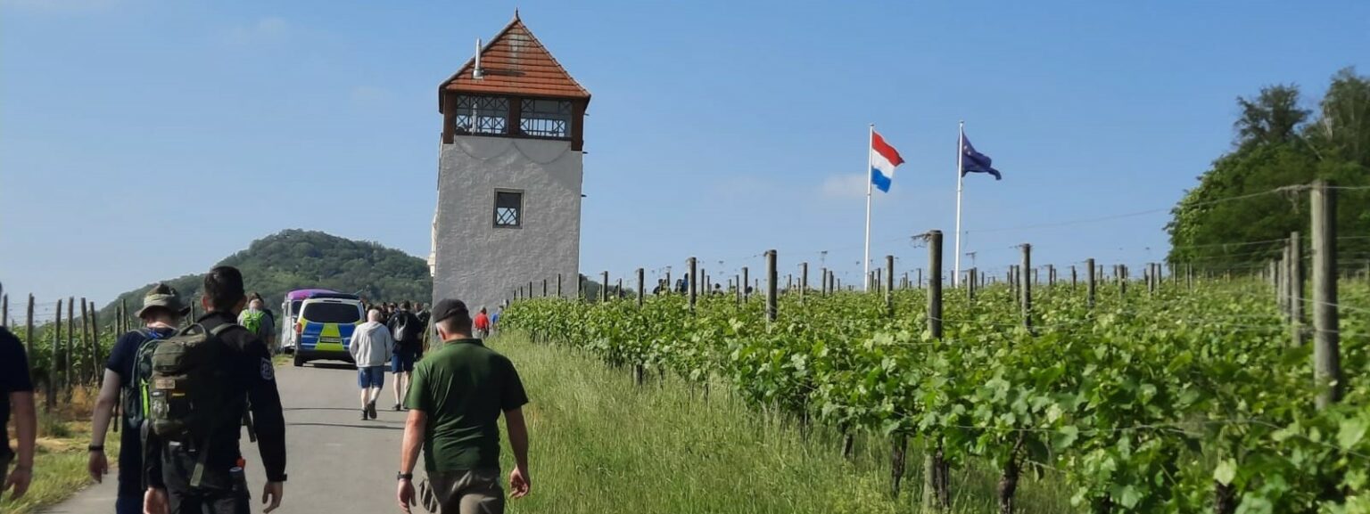 Schusters Rappen, mit Rad und Bike on Tour - International Police ...