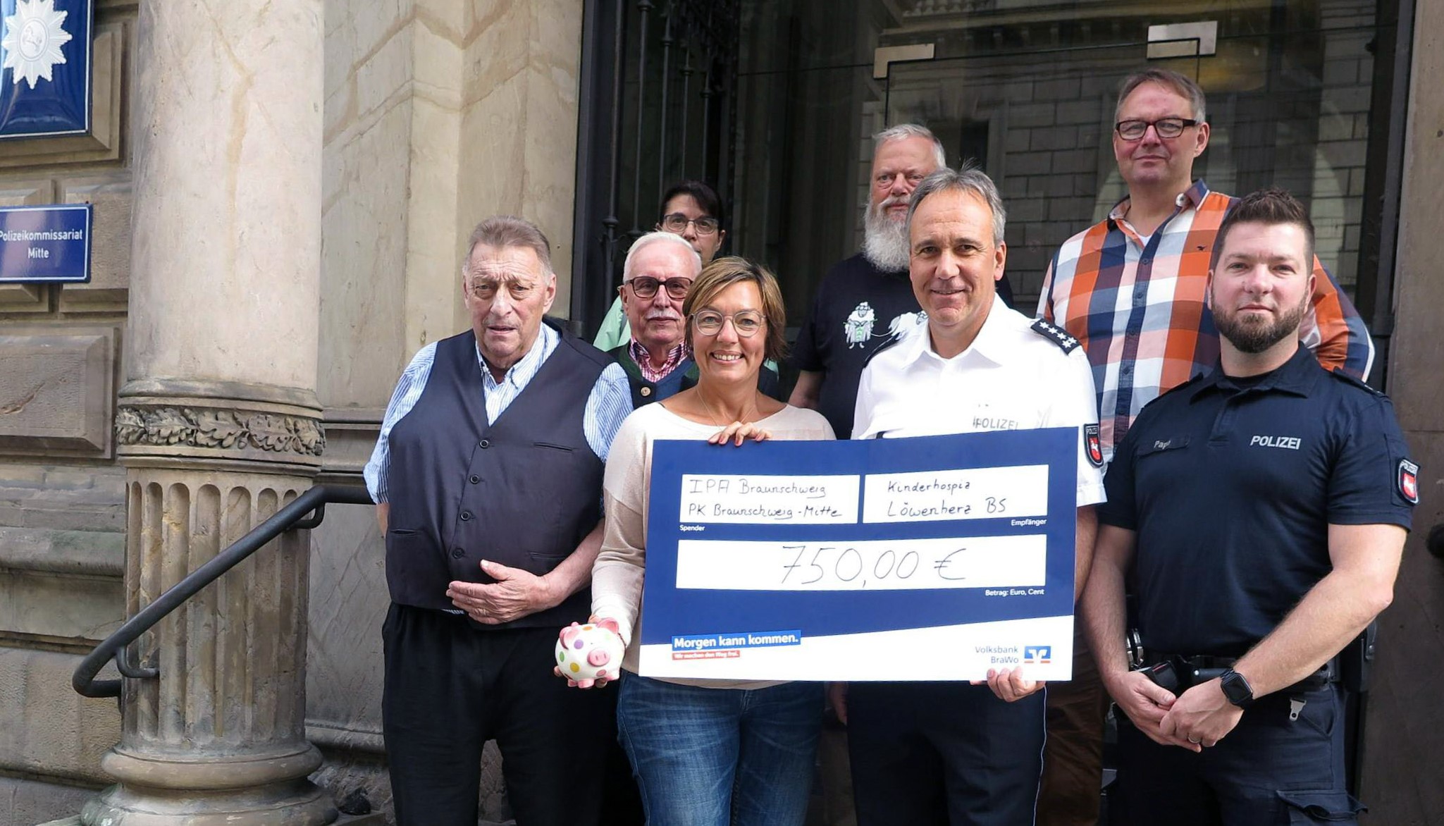 Spende für Löwenherz - International Police Association - Deutschland